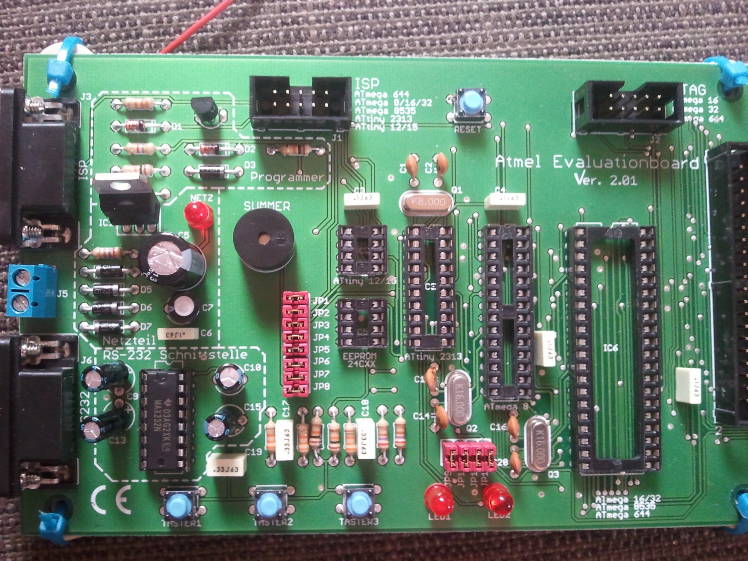 Pollin Atmel Evaluations-Board Anfängerhilfe - Mikrocontroller.net