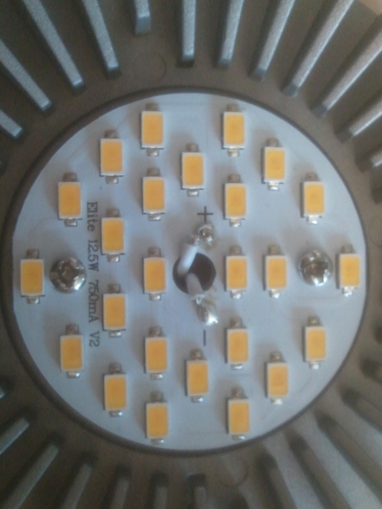 LED Platine für Led deckenleuchte - Mikrocontroller.net