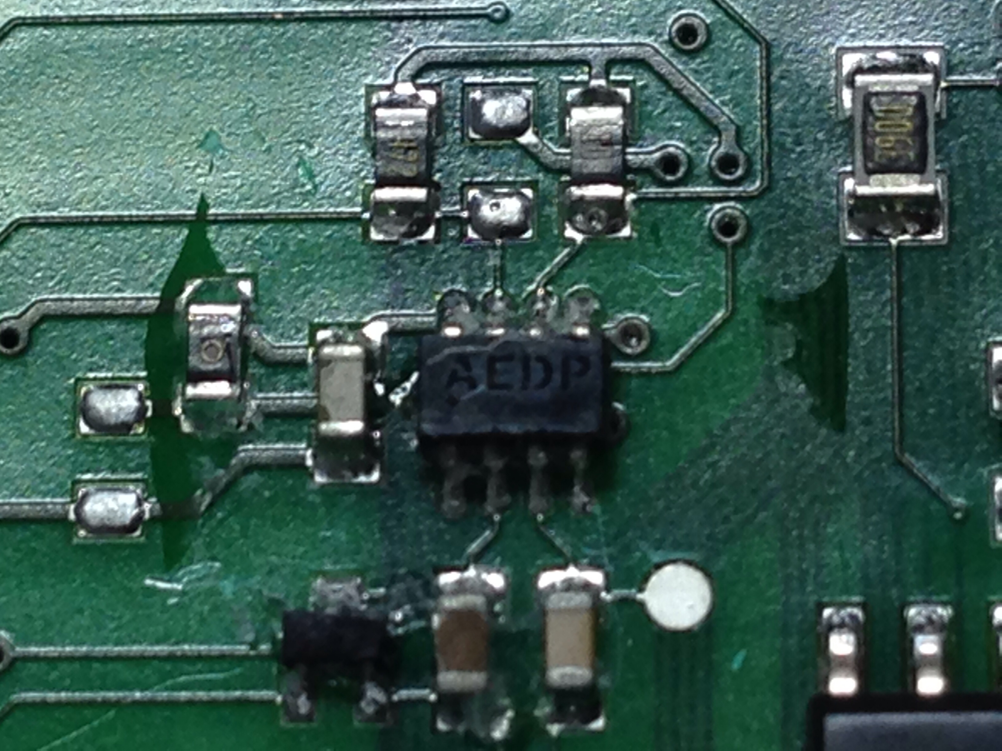 Chip "AEDP" Eeprom? - Mikrocontroller.net