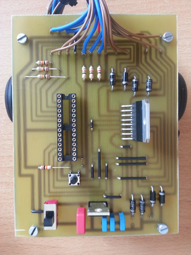 ATMega328 mit Arduino Uno R3 - Mikrocontroller.net