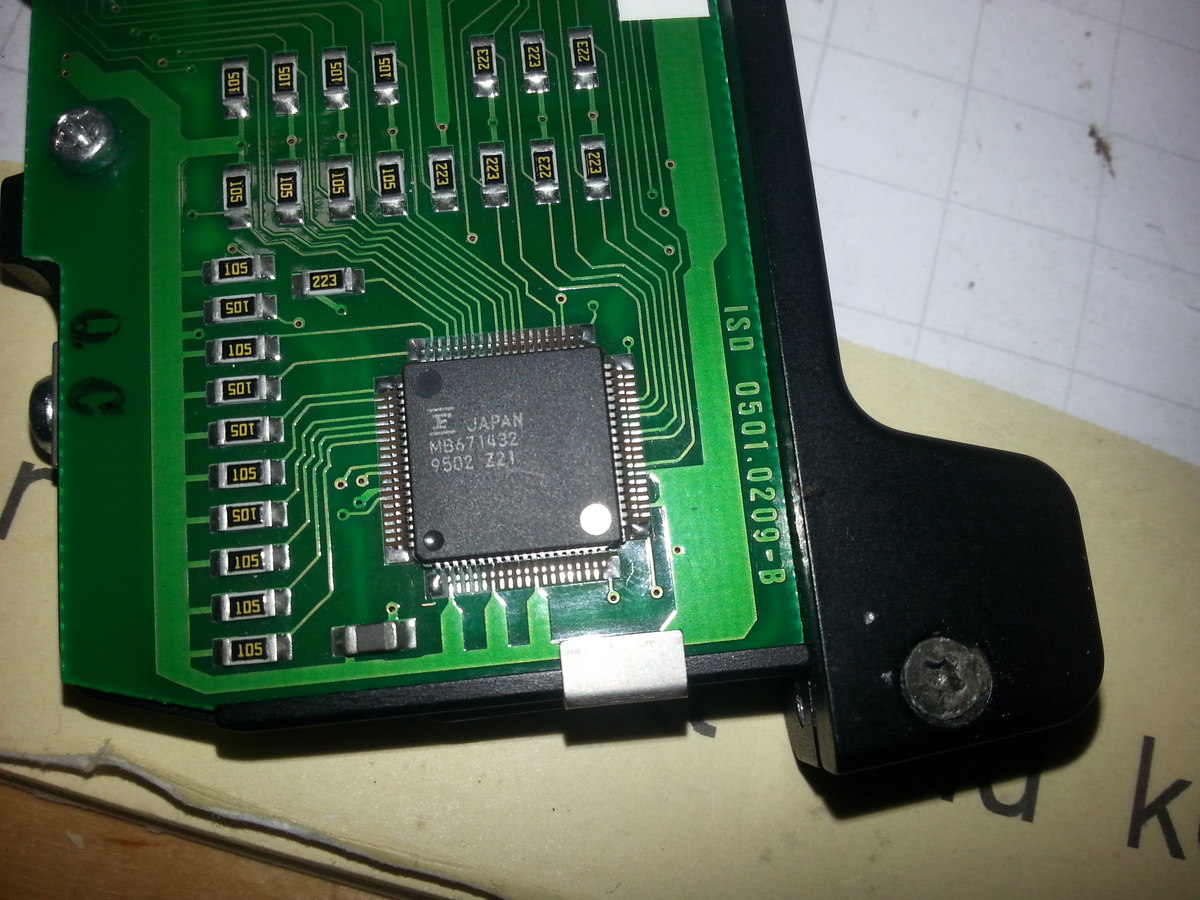 Datenblatt zu Unbekanntem IC - Mikrocontroller.net