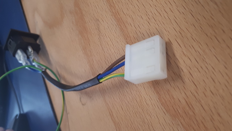 Suche nach Stecker? - Mikrocontroller.net