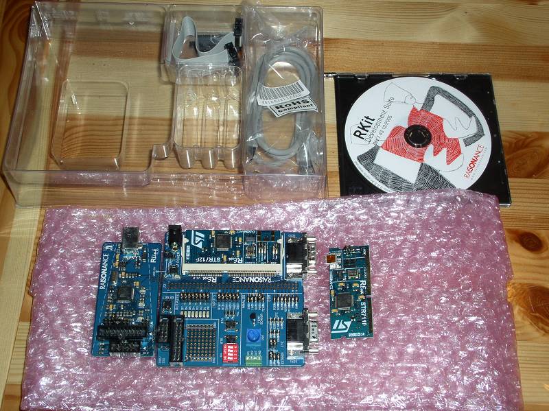 [V] REva Starter Kit für STR7 (ARM7) -> STR71x-SK - Mikrocontroller.net