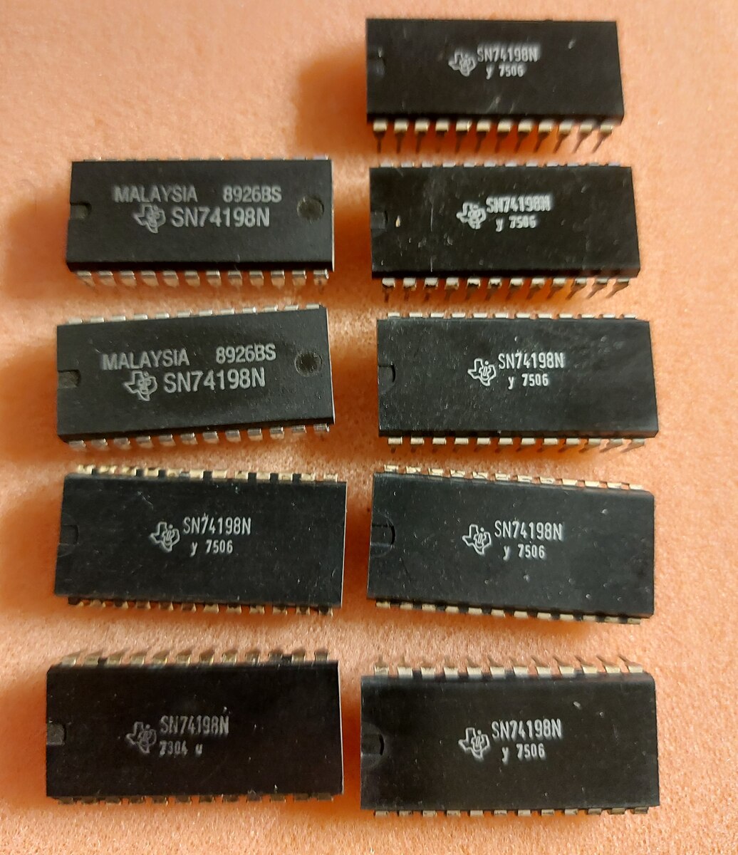 [v] 9 Stück unbenutzte Vintage SN74198N (Bj1975) DIP24 8bit shift register (18 ...